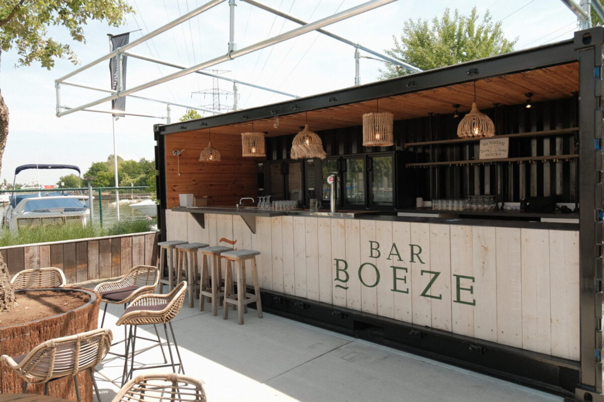 Bar boeze - Boothuys