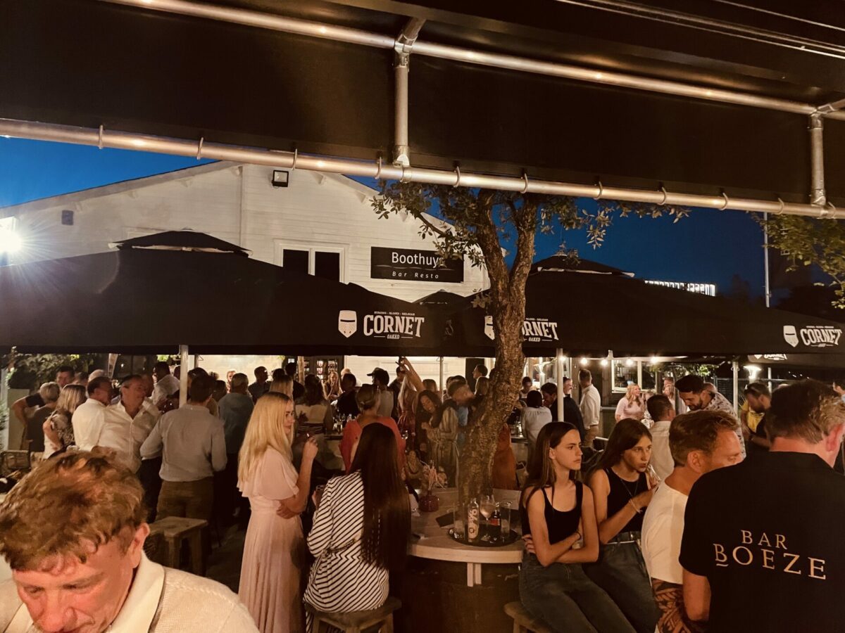 Bar boeze - Boothuys